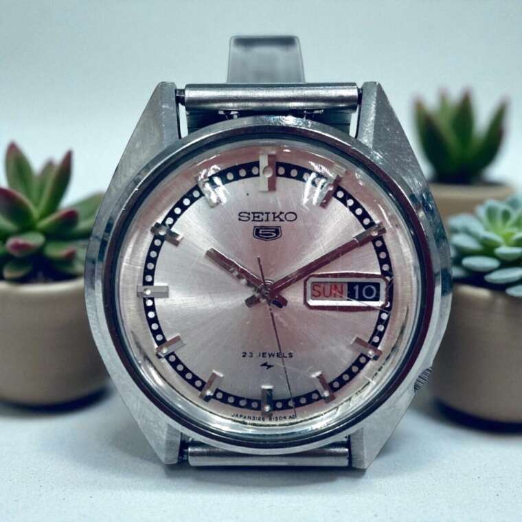 Seiko 5126-8110 Silver Dial Automatic – SELECT Vintage Watches